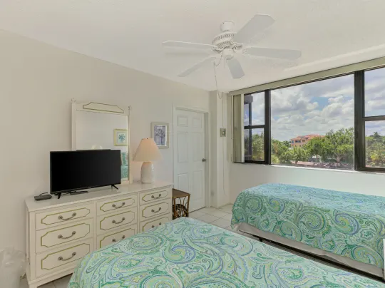 Impressive Lobby And Stunning Marina - Gorgeous Tropical Retreat - Sarasota, FL