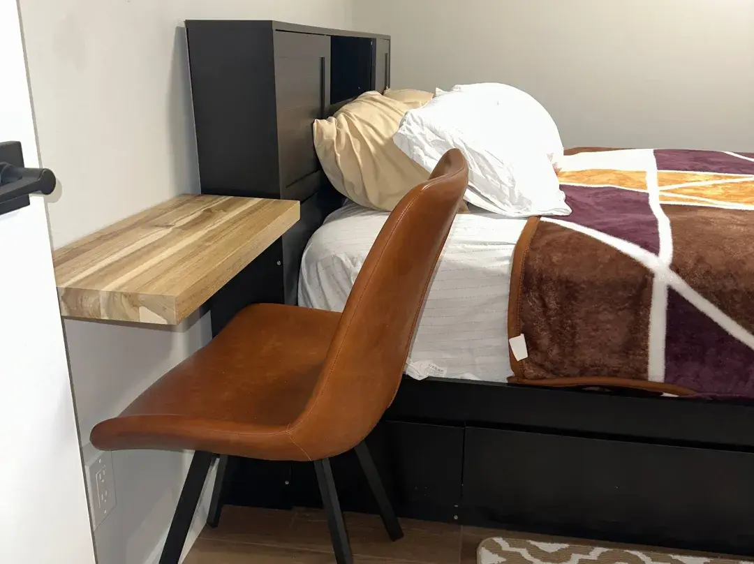 Suite Confortable Et Meublée D'une Chambre à Regina - Regina