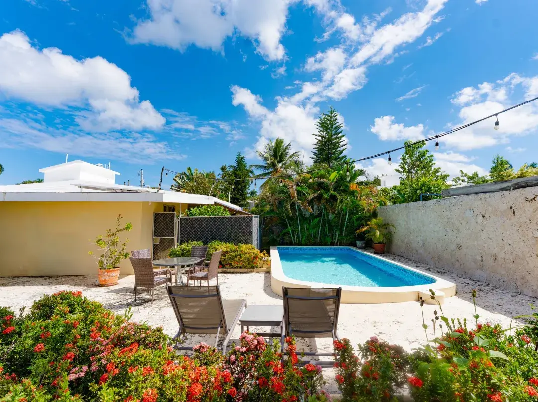 2 Dormitorios Y 2 Baños Con Cama King Size Y Piscina Privada En Sosua - República Dominicana
