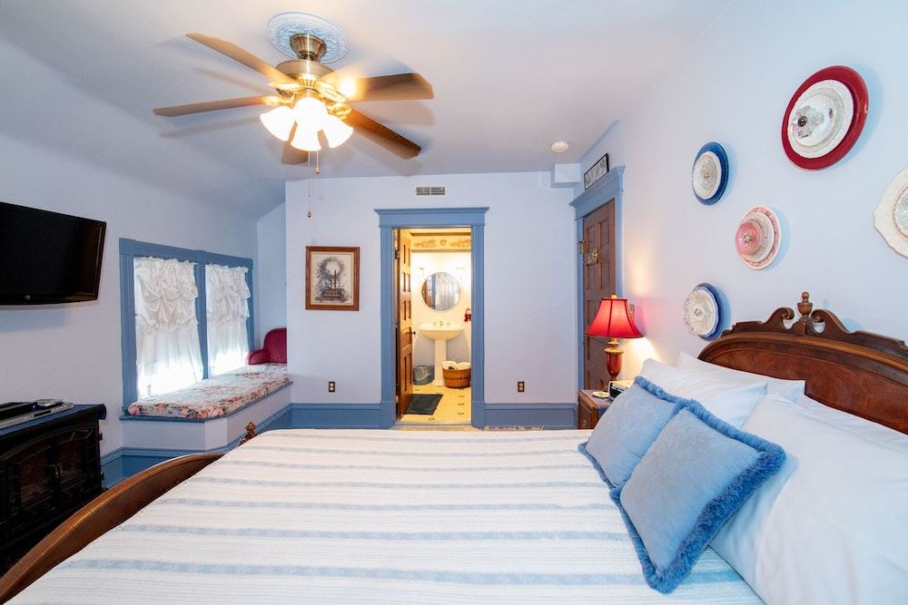 Garden Gate Bnb - Door County, WI