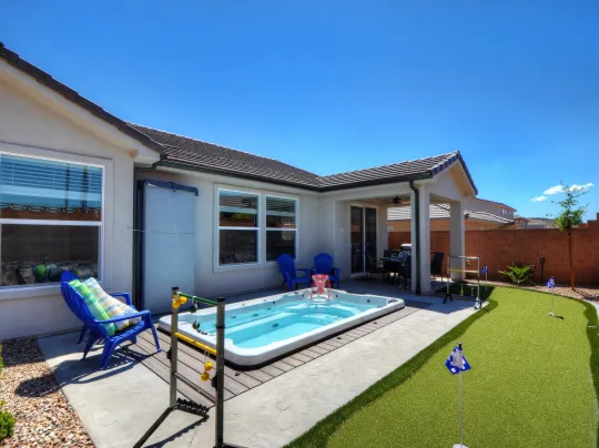 Private Swim Spa And Hot Tub Oasis - Gorgeous Tropical Retreat - St. George