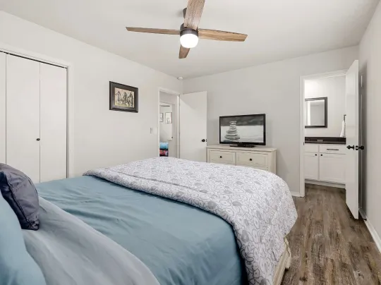 Charming Retreat With Fenced Yard And Fire Pit - Cozy Central Haven - Springdale, AR