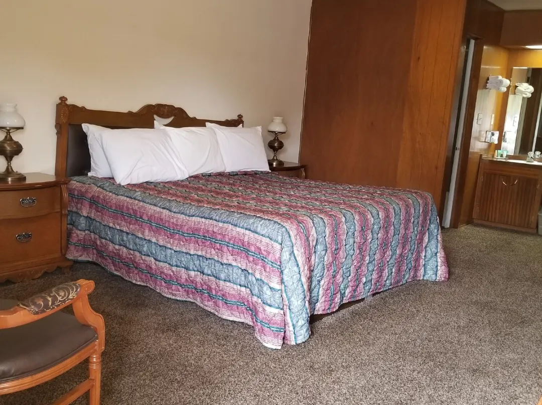 Plaza Motel - Preston, ID