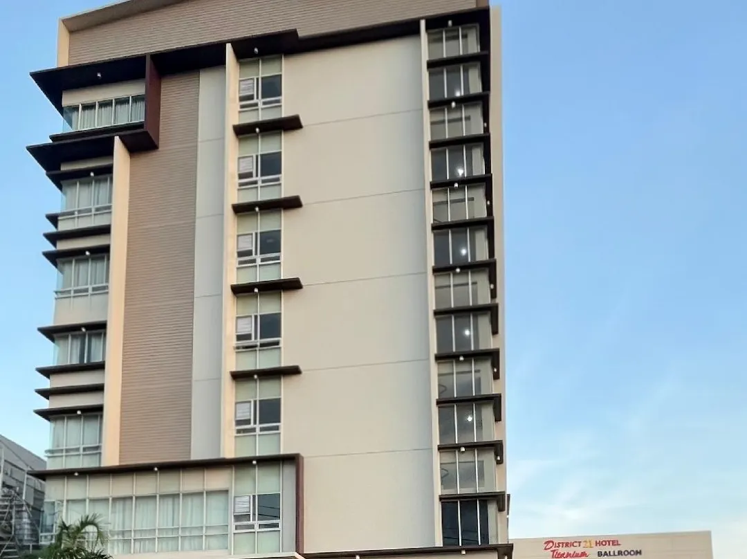 District 21 Hotel - Iloilo City