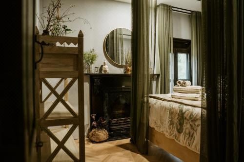 The Temple - Country Farm Retreat, Don Valley - Bewertungen, Angebote ...