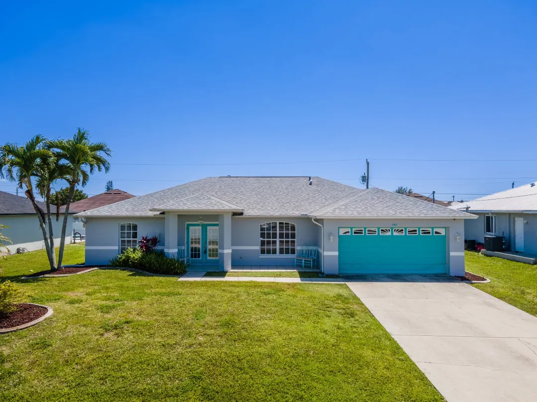 Heated Pool, Shaded Lanai, Grill And Games - Inviting Coastal Haven - Cape Coral, FL