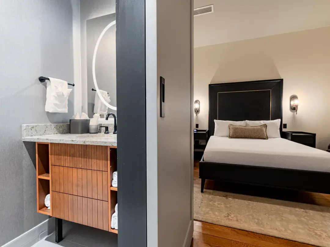 2br Amazing Views Walk To French Quarter | The Mayfair - New Orleans, LA