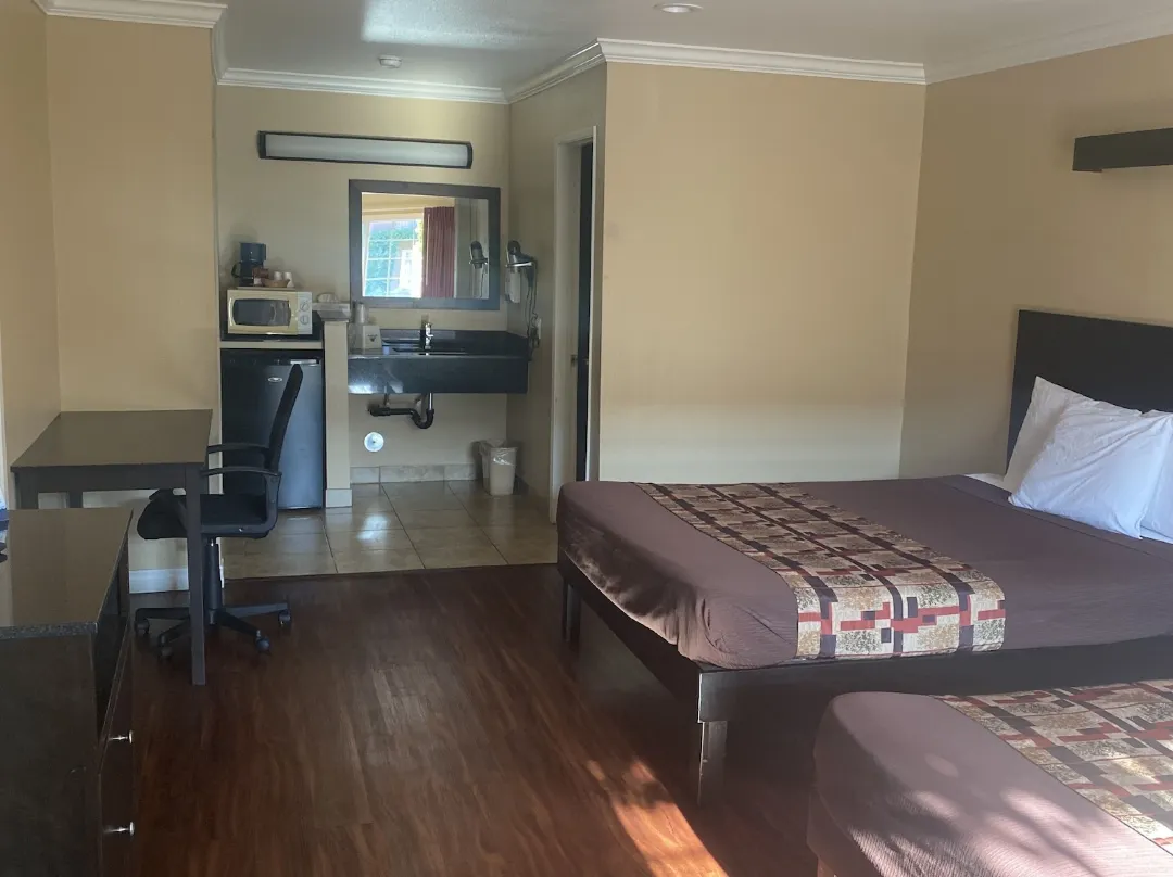 Anaheim Astoria Inn & Suites - Anaheim