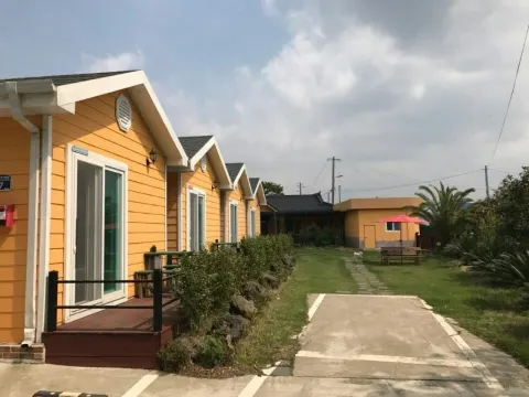 Seogwipo Jeju Landscape House Pension - 제주특별자치도