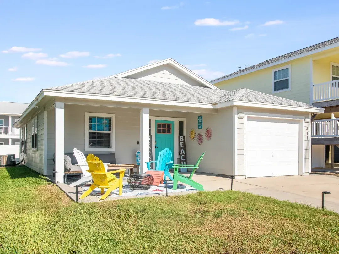 Shared Pool, Pet Friendly, Golf Cart Accessible, Parking For 4 - Port Aransas, TX