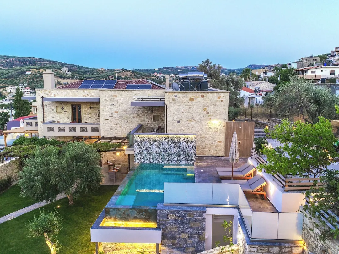 Asion Lithos Suites With Private Pools - Griechenland
