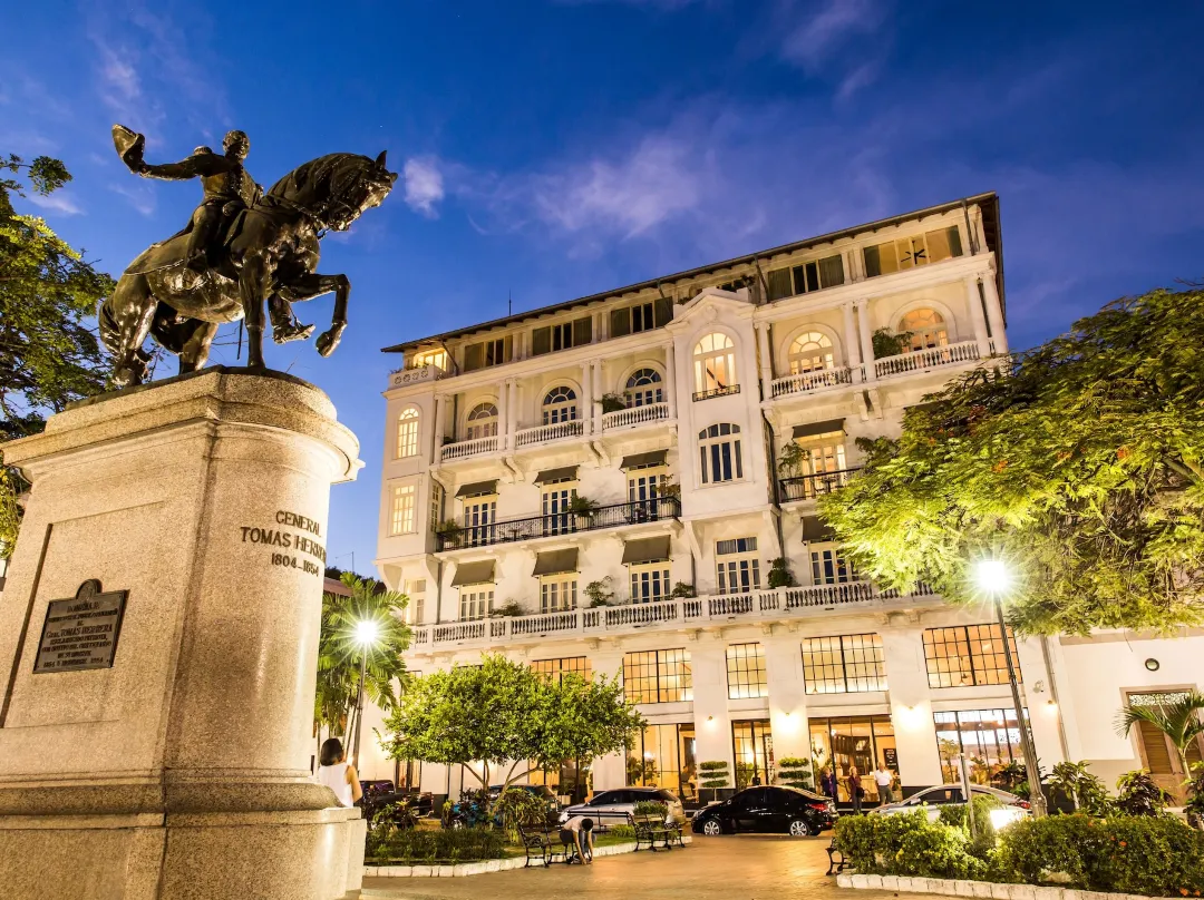 American Trade Hotel - Ciudad de Panamá