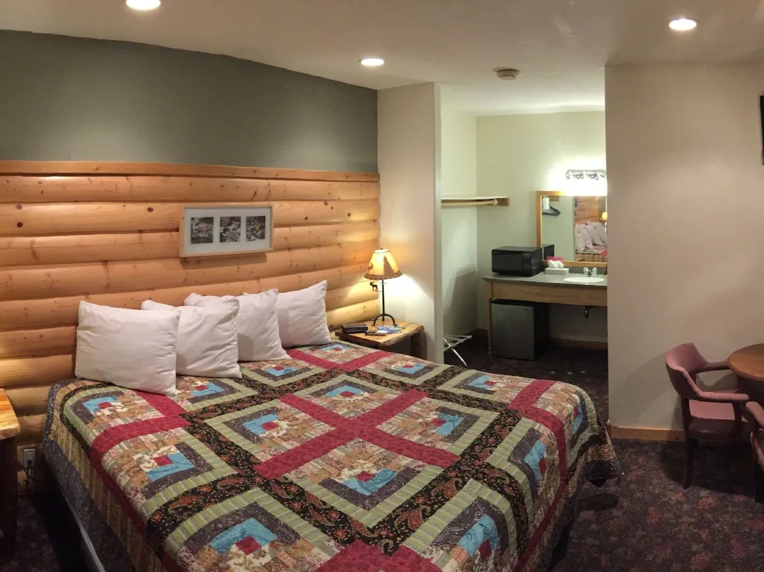 The Historic Madison Hotel Motel - West Yellowstone, MT