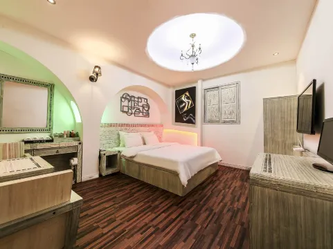 Cheongju Yongam-dong Carib - Cheongju-si