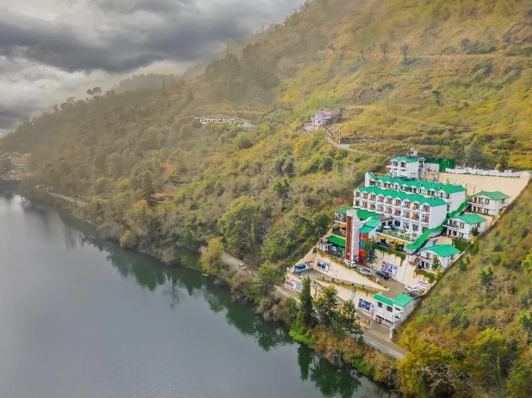 Hotel Harshikhar - Bhimtal