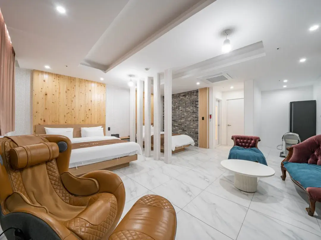Goesan Hotel The King - Sangju-si