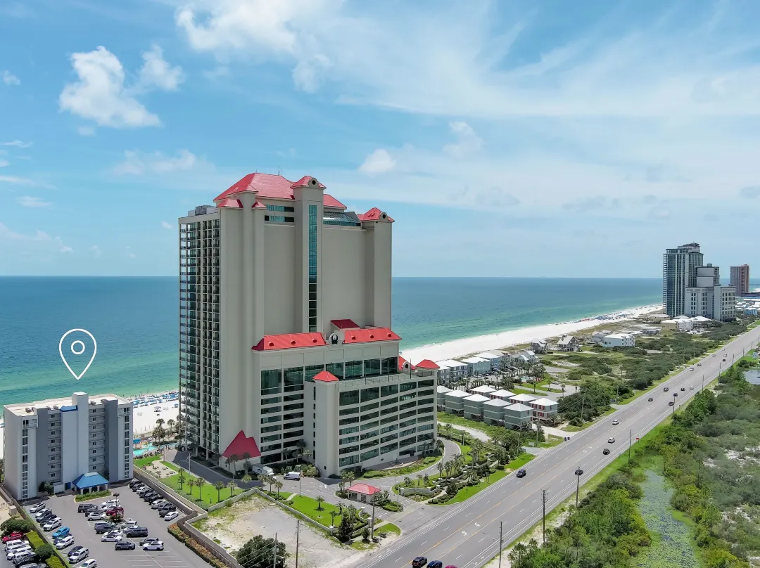 Private Balcony And Modern Amenities - Gorgeous Beachfront Retreat - Orange Beach, AL
