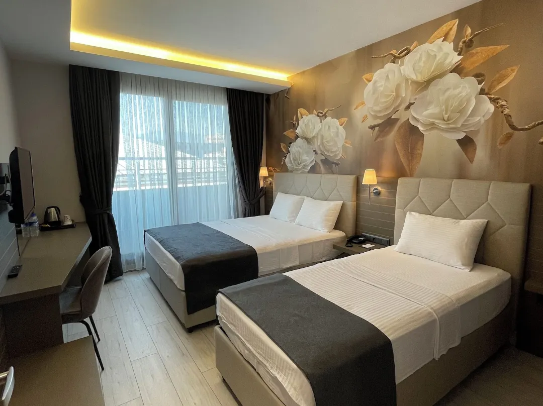Mithras Hotel - Buca