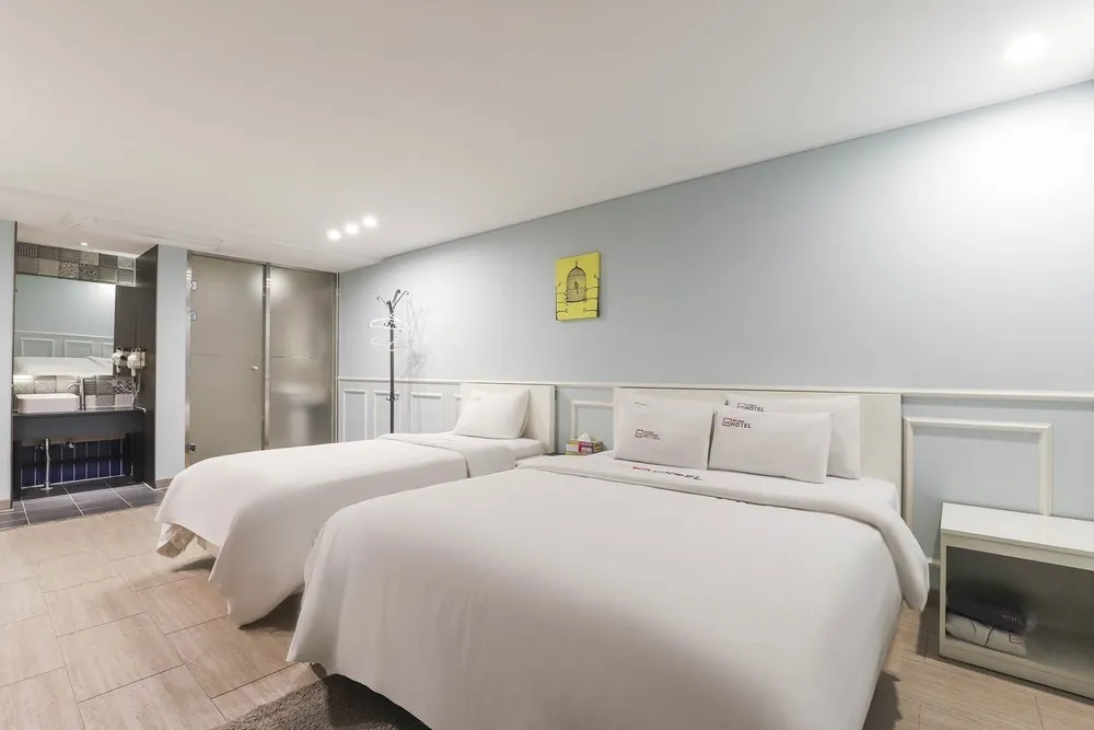 Yeongju Case Hotel - Andong