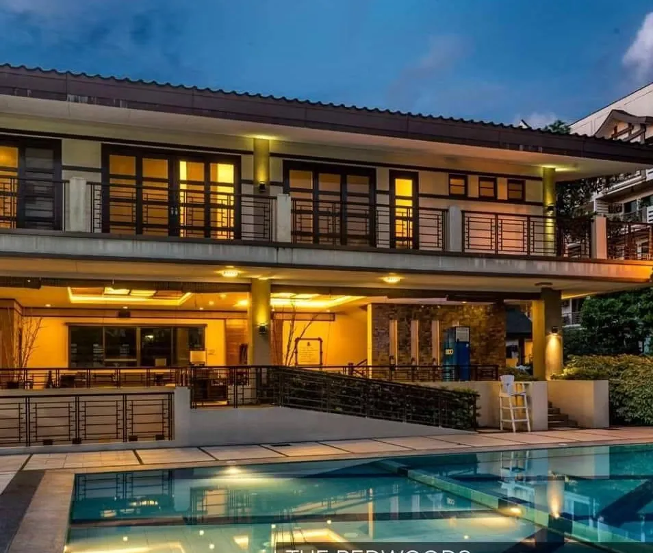 The Redwoods Sm Fairview W/ Netflix & Balcony - 