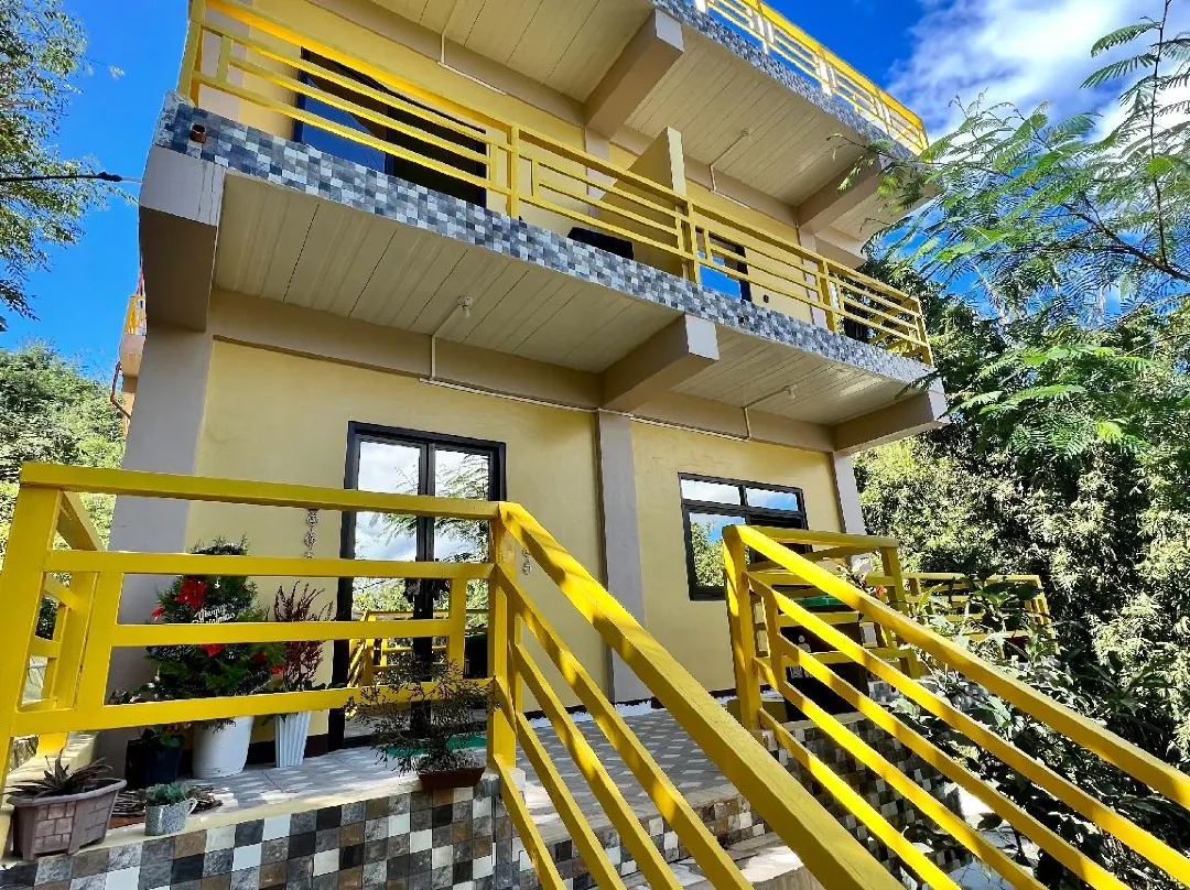 Garden Nen Ines Guest House - La Trinidad