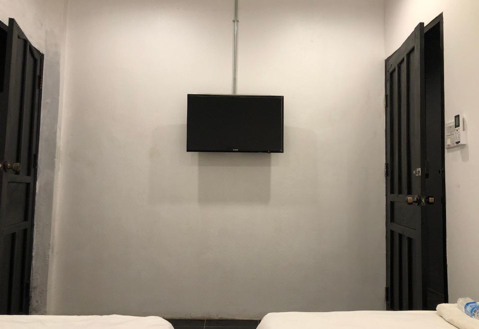 Funky Monkey Cafe & Hostel, Vientiane - 2025 Latest Prices & Deals ...