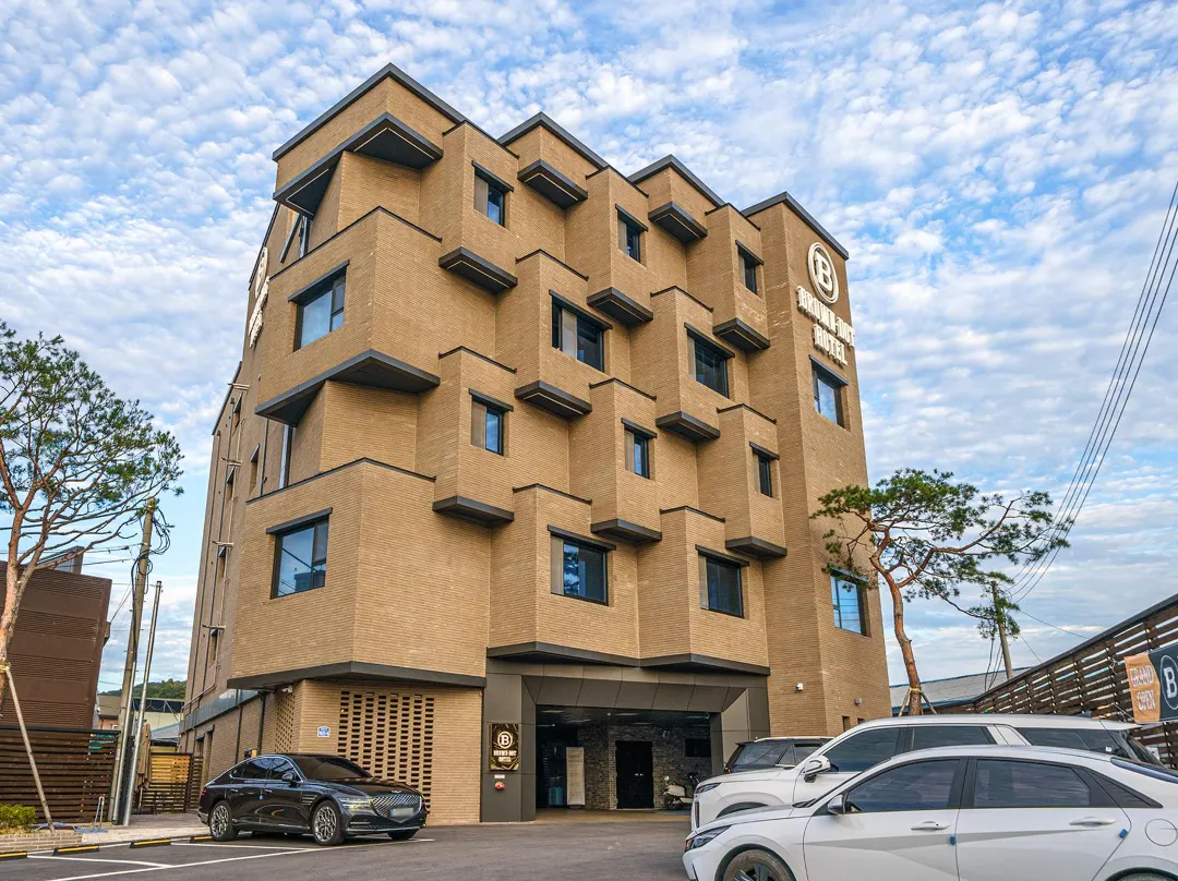 Andong Brown Dot Pungsan Branch - Andong
