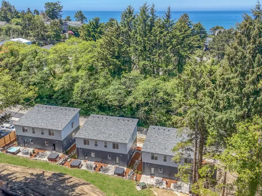 Access To Nature And Hot Tub Oasis - Serene Idyllic Retreat - Depoe Bay, OR