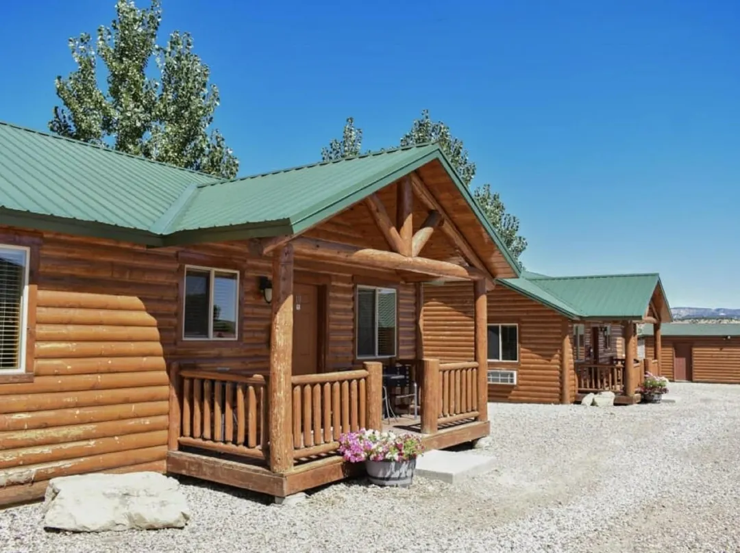 Bryce Country Cabins - Bryce Canyon City, UT