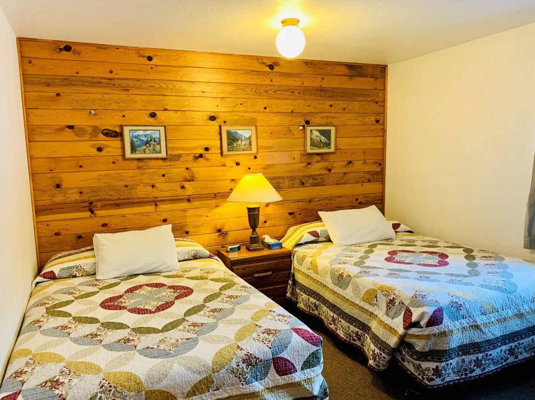 Swiss Alaska Inn - Talkeetna, AK