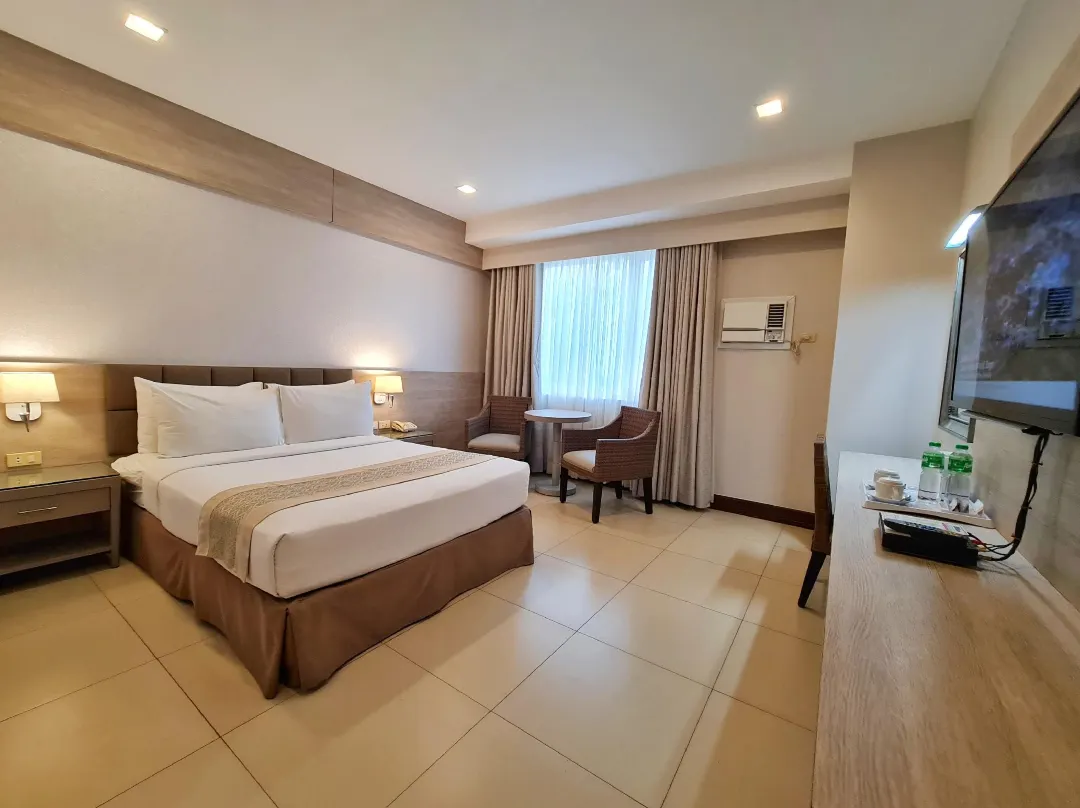 Smallville 21 Hotel - Iloilo