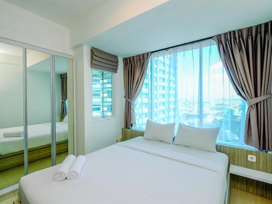 Fully Furnished With Comfy Design Studio Grand Kamala Lagoon Apartment - Jakarta