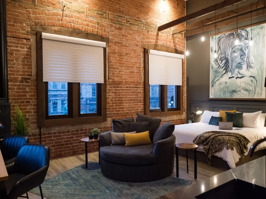 48 King West - Hammond, NY