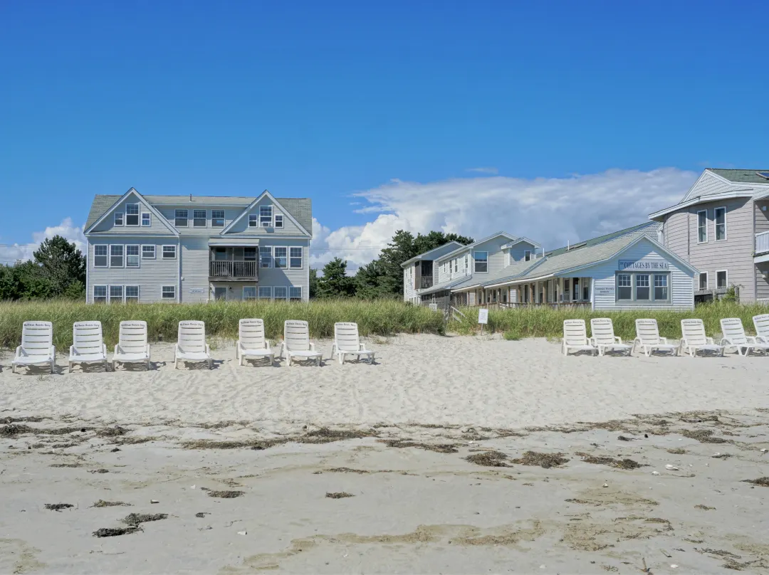 Serene Beach Escape And Ocean Views - Tranquil Coastal Retreat - Old Orchard Beach, ME