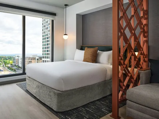 Apiary Hotel Belleview Station - Highlands Ranch, CO