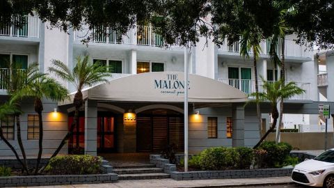 รีวิวThe Malone - โปรโมชั่นโรงแรม 2 ดาวในCoconut Grove | Trip.com