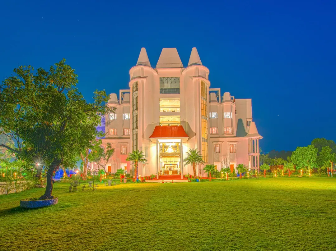Tiaraa Hotels & Resorts - Jim Corbett National Park