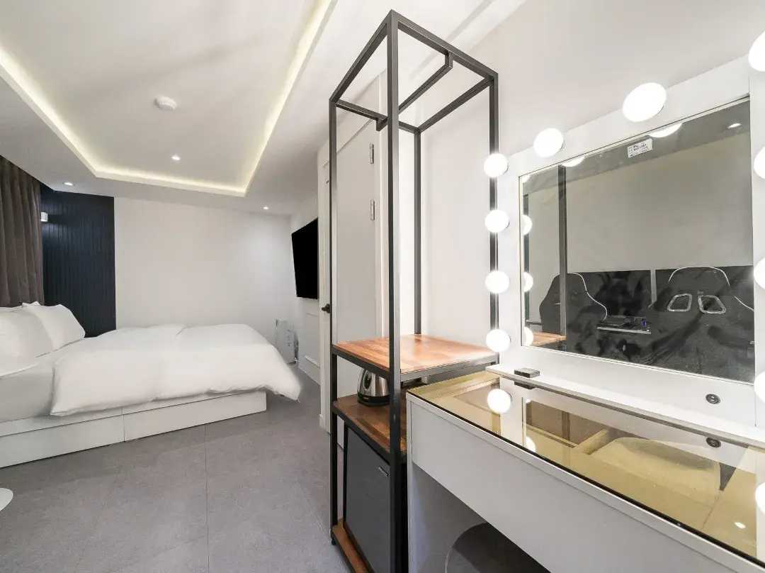 Hotel C-line - Uijeongbu-si