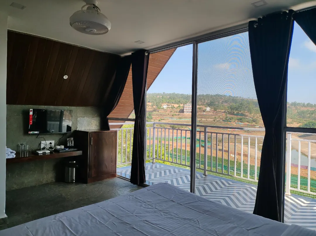 Mansha's High5 Resort - Maharashtra