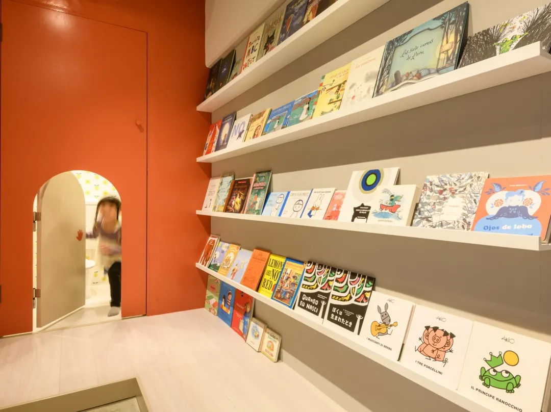 Picture Book Hotel - Nara