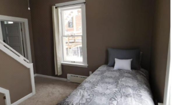 Milwaukee Road House (New) Historic Deer Lodge: Ultime Offerte e ...