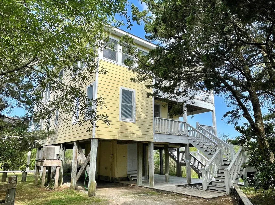 Rooftop Deck And Scenic Views - Modern Spacious Haven - Ocracoke, NC