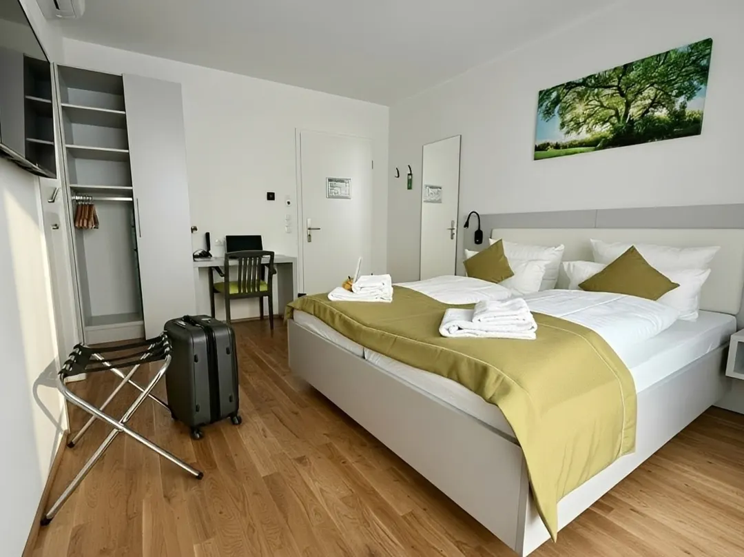 Guesthouse Große Linde - Karlsruhe