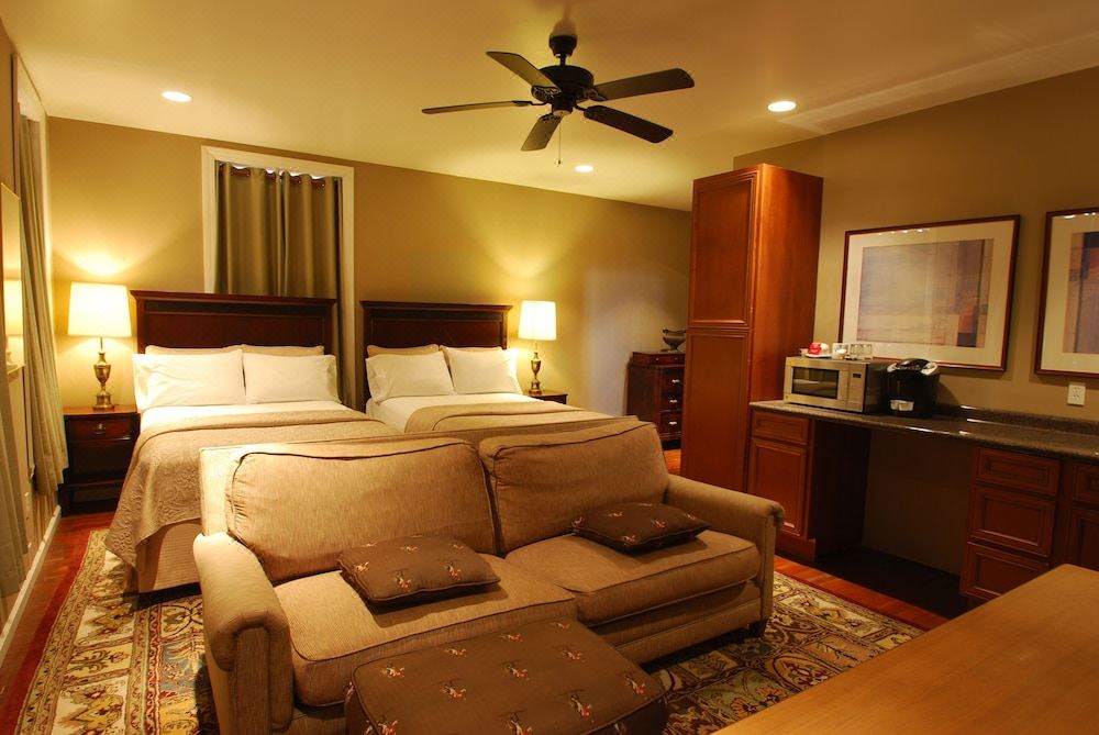 Grand Center Inn - St. Louis, MO