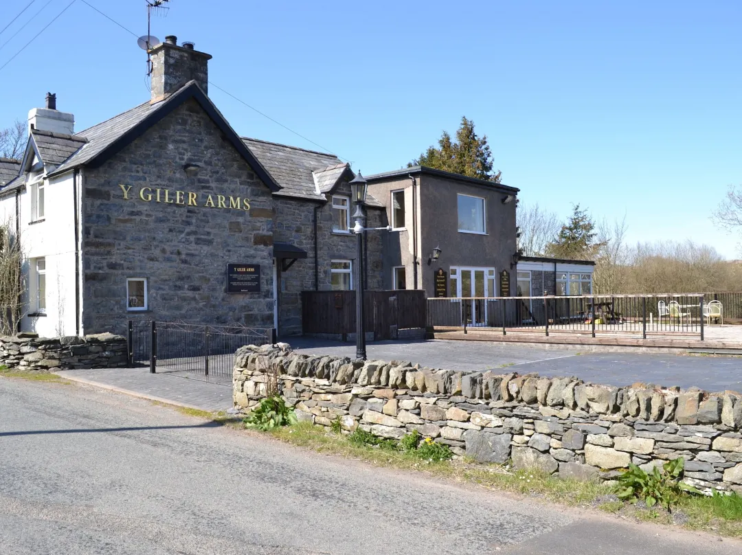 Y Giler Arms - Snowdonia National Park