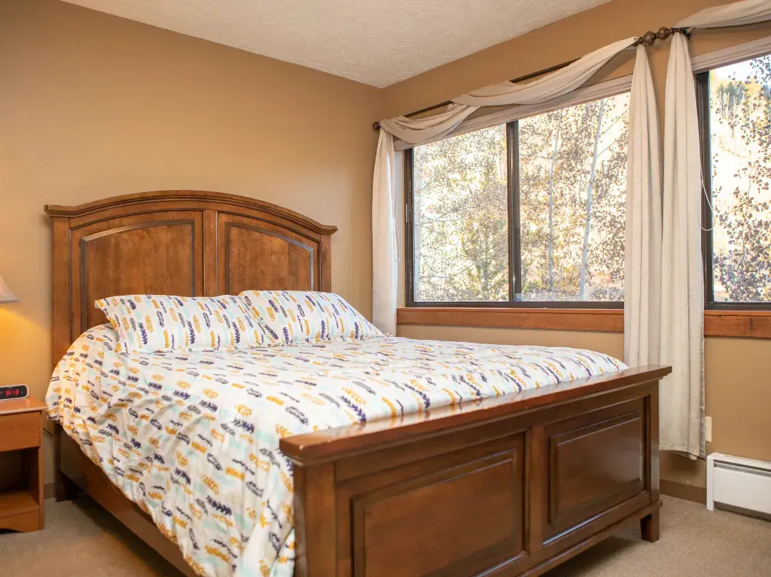 Cozy Retreat With Stunning Views And Outdoor Pool - Charming Haven - Keystone, CO