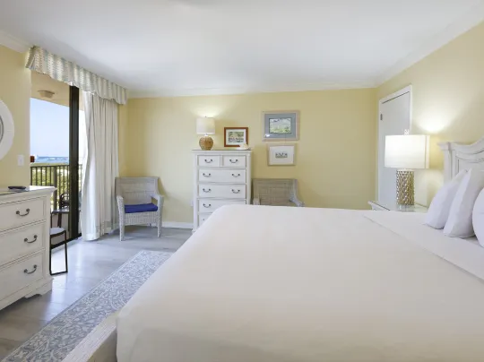 Coastal Elegance And Modern Charm - Stunning Family Getaway - Perdido Key, FL