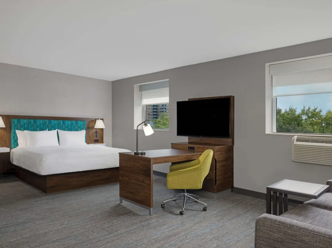 Hampton Inn & Suites By Hilton Toronto Downtown - Mississauga