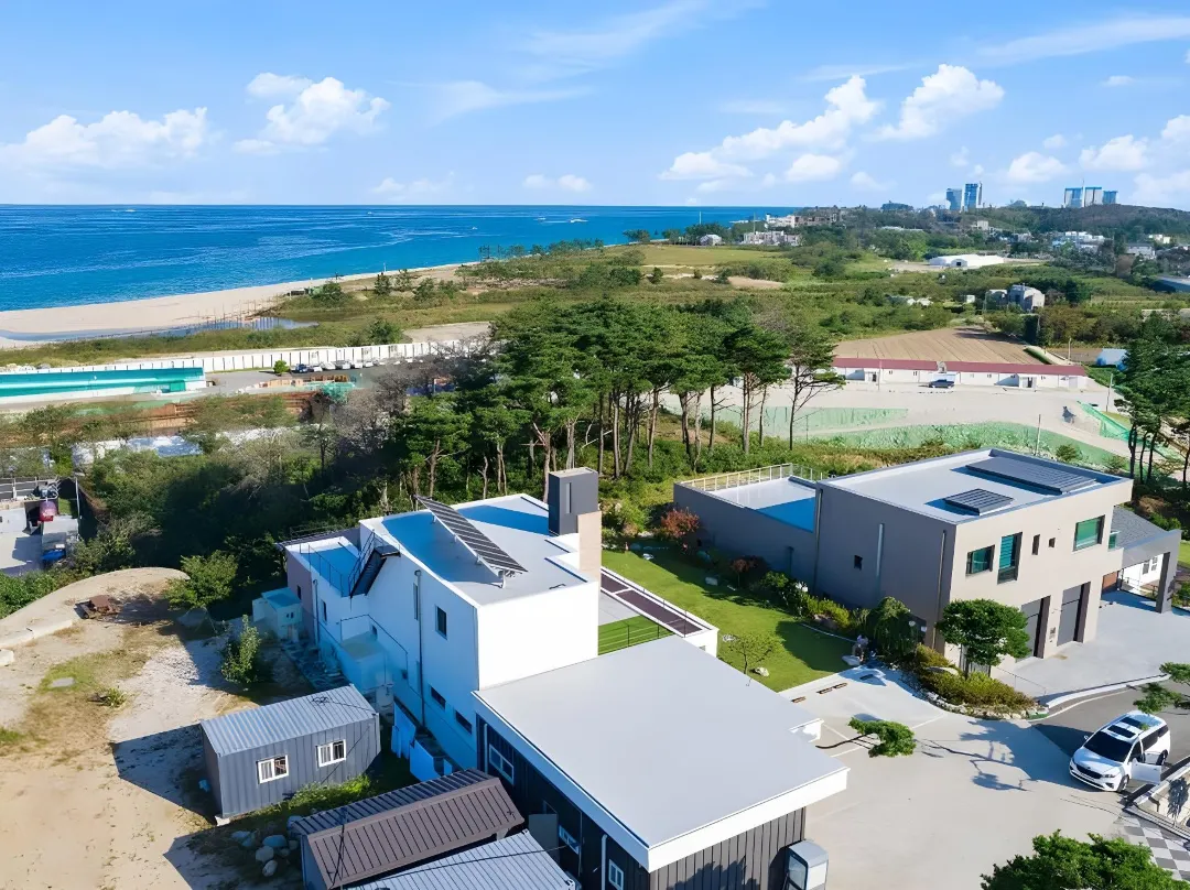 Goseong Magnolia Poolvilla - Sokcho-si