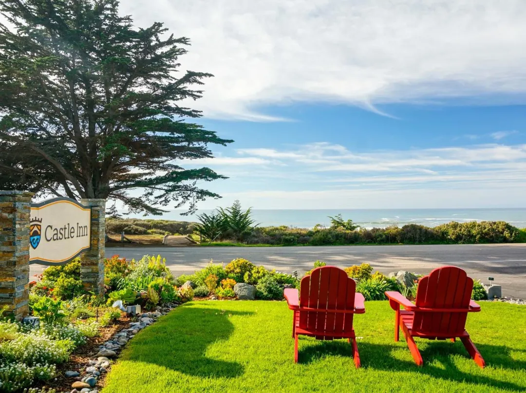 Castle Inn - Cambria, CA